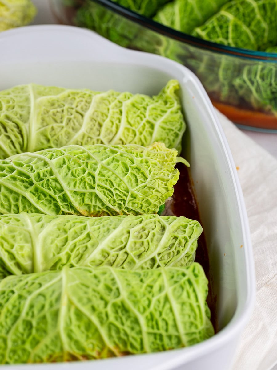 Healthy And Easy Stuffed Cabbage Rolls Recipe - Drive Me Hungry
