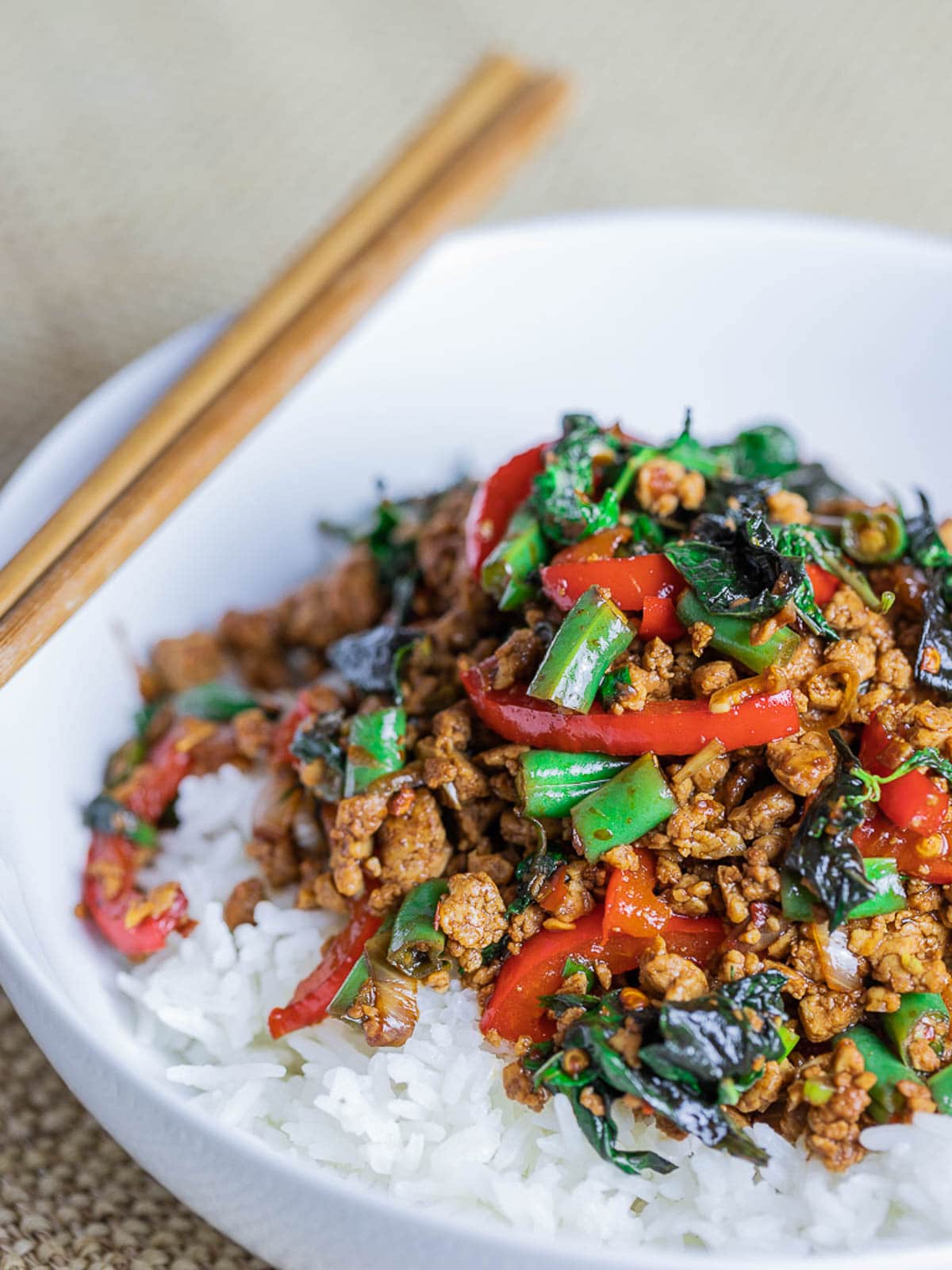15 Minute Thai Basil Tofu Stir Fry (Pad Krapow) - Drive Me Hungry