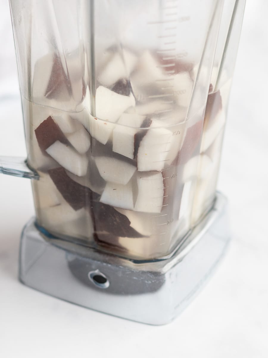 How to Make Homemade Coconut Milk with Fresh or Shredded Coconut ...