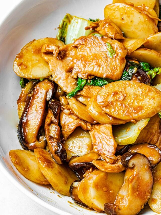 Stir Fried Shanghai Rice Cakes - Chao Nian Gao - Drive Me Hungry