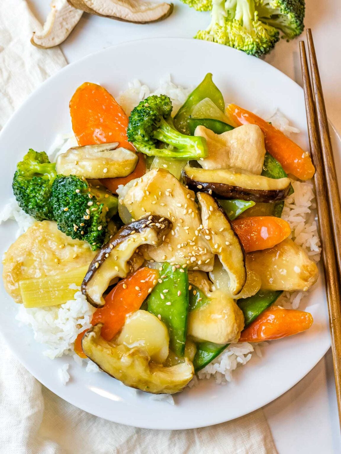 Moo Goo Gai Pan - Quick and Easy! - Drive Me Hungry