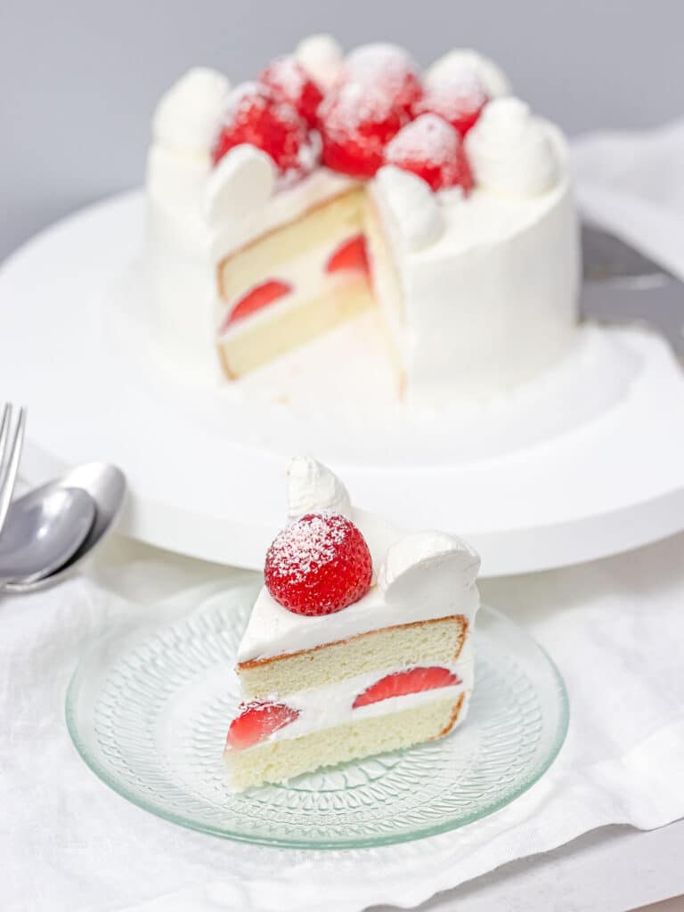 Japanese Strawberry Shortcake - Drive Me Hungry