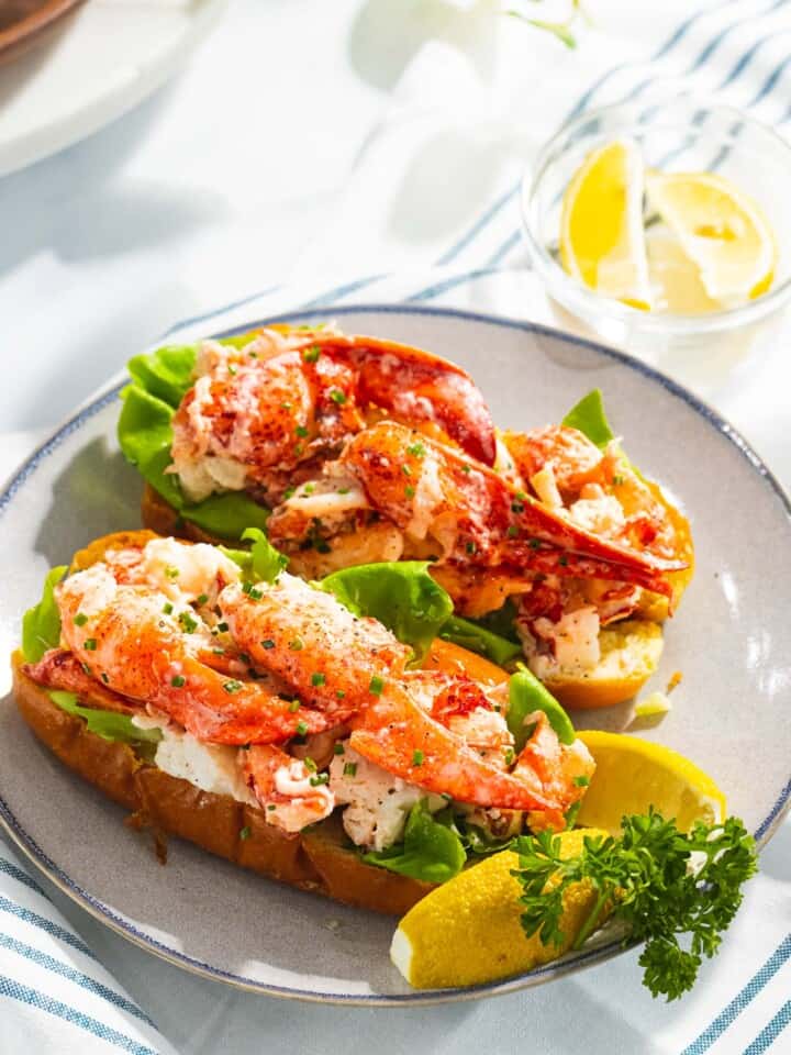 Maine Lobster Roll - Drive Me Hungry