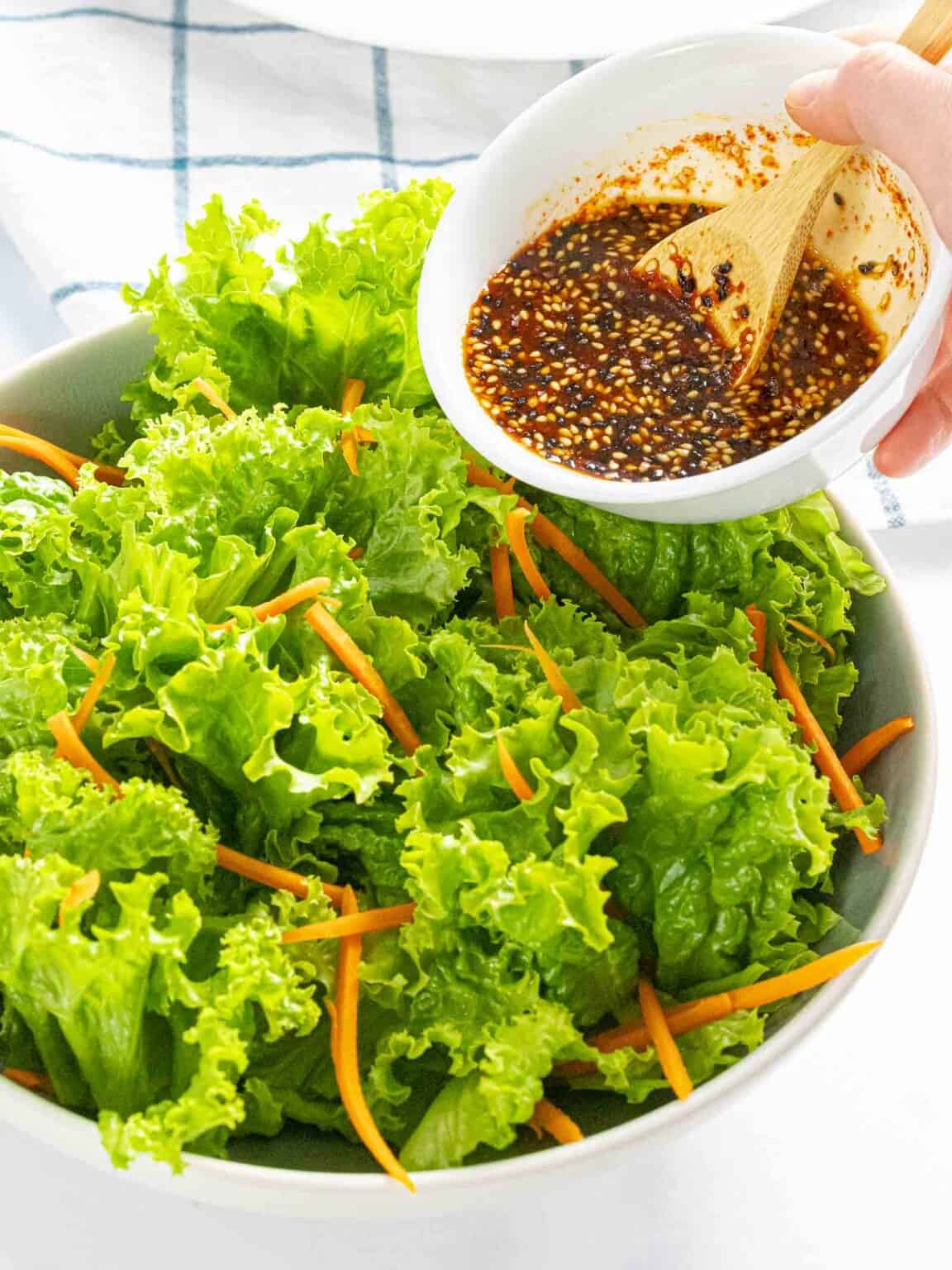 Korean Lettuce Salad (Sangchu Geotjeori) - Drive Me Hungry